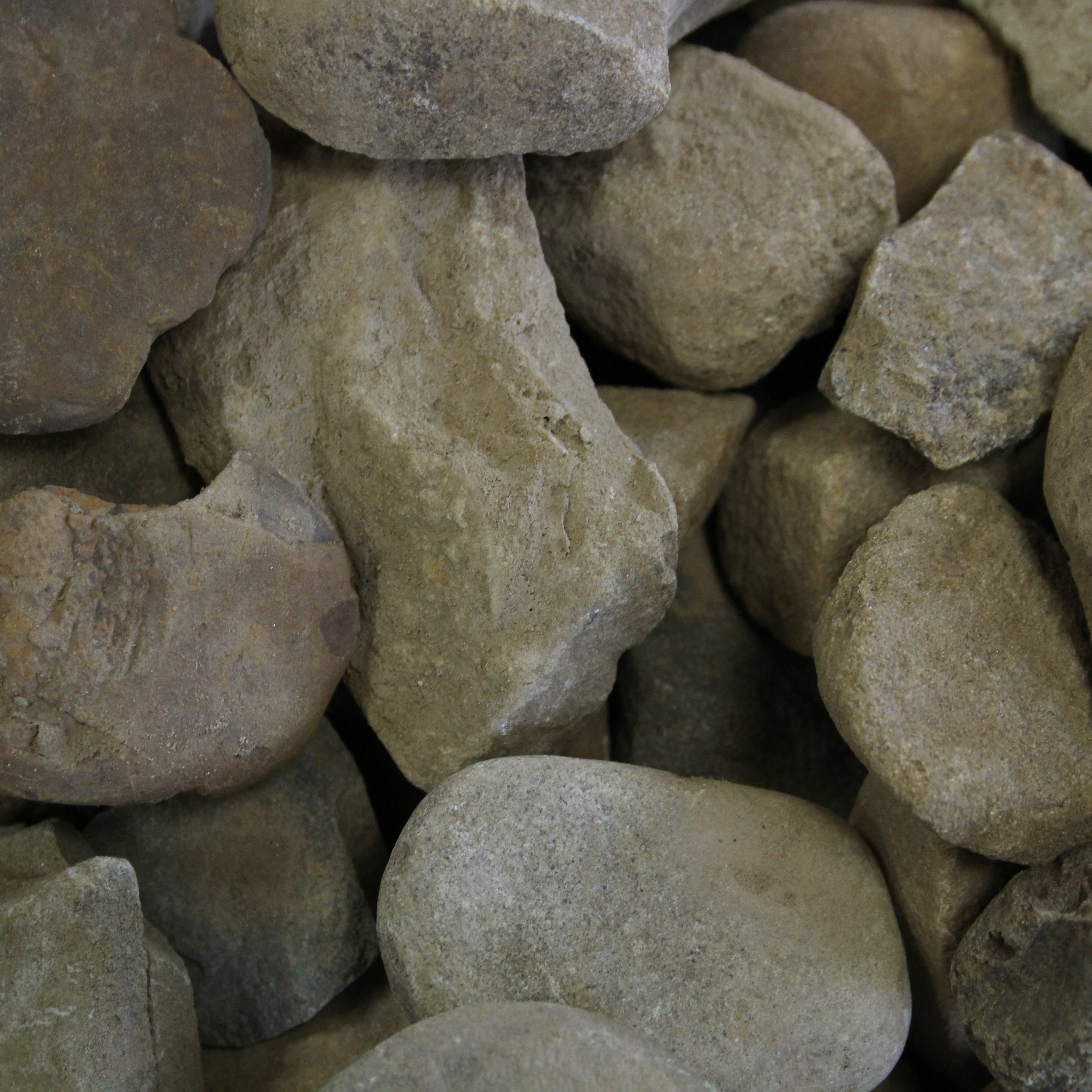 #4 Washed Gravel | Mulch Makers of Ohio, Inc.